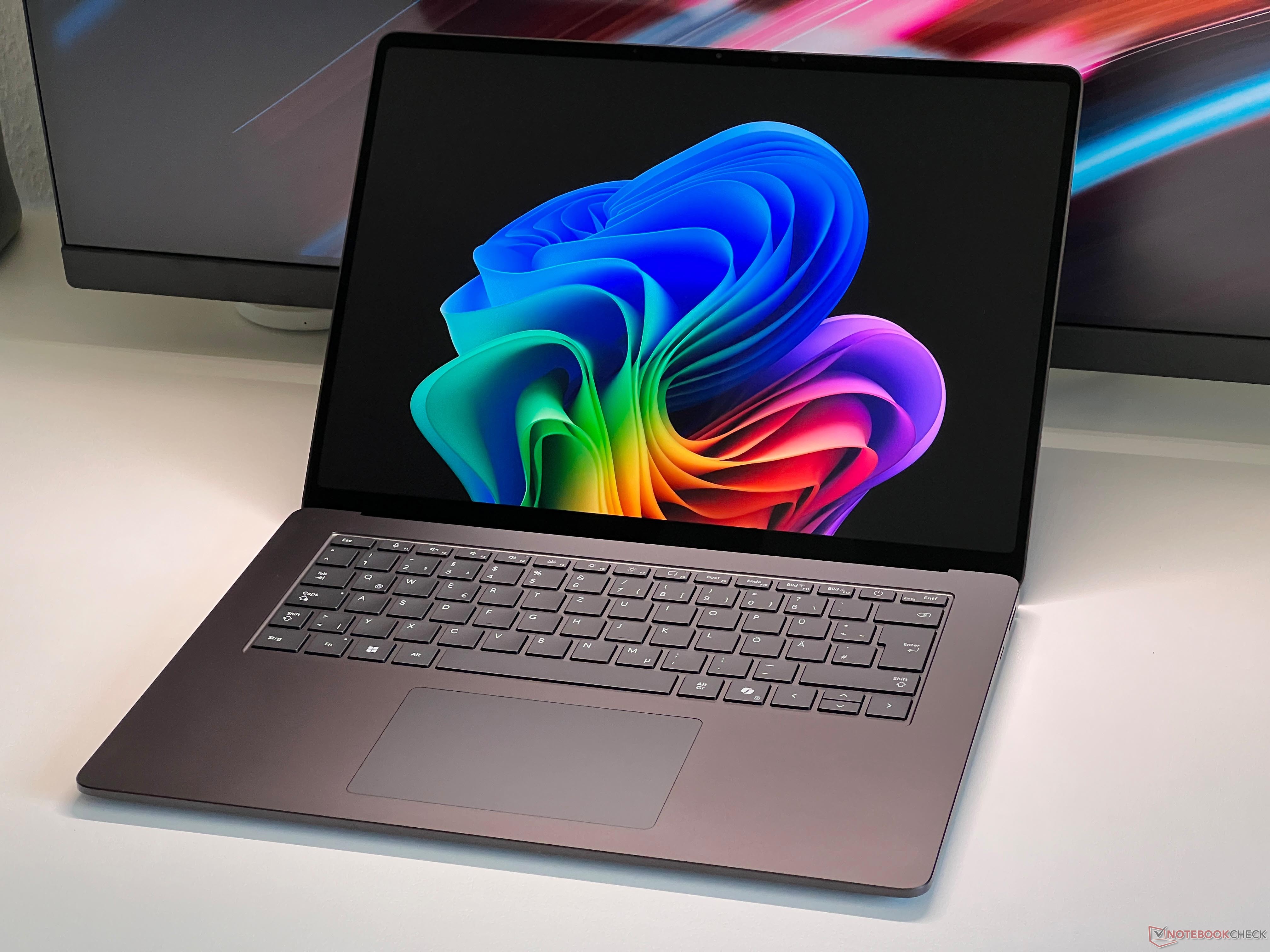 Microsoft Surface Laptop 7 15 Lunar Lake review - Een klap in het ...