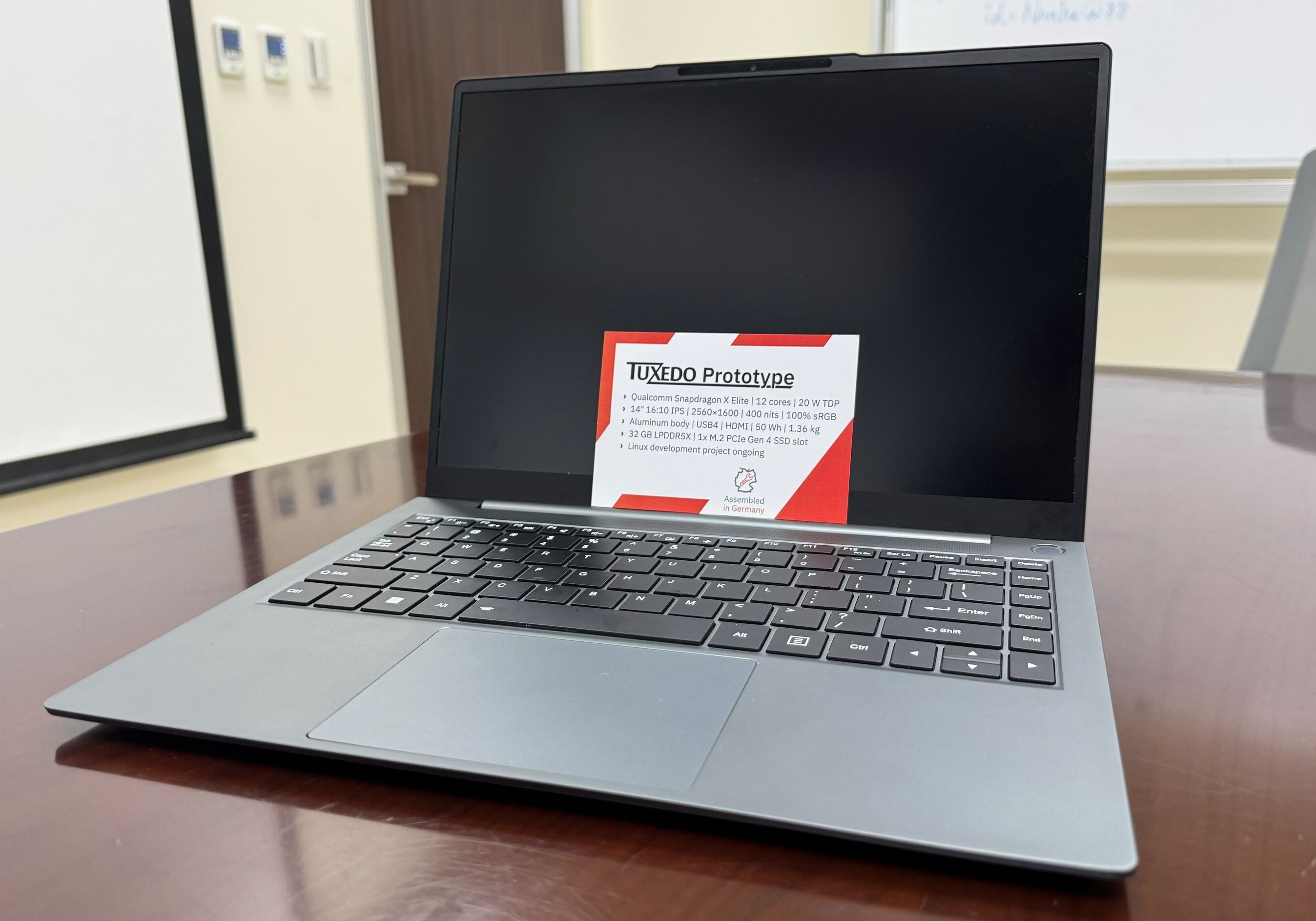 Linux-gebaseerde Snapdragon X Elite laptop van Tuxedo later dit jaar ...