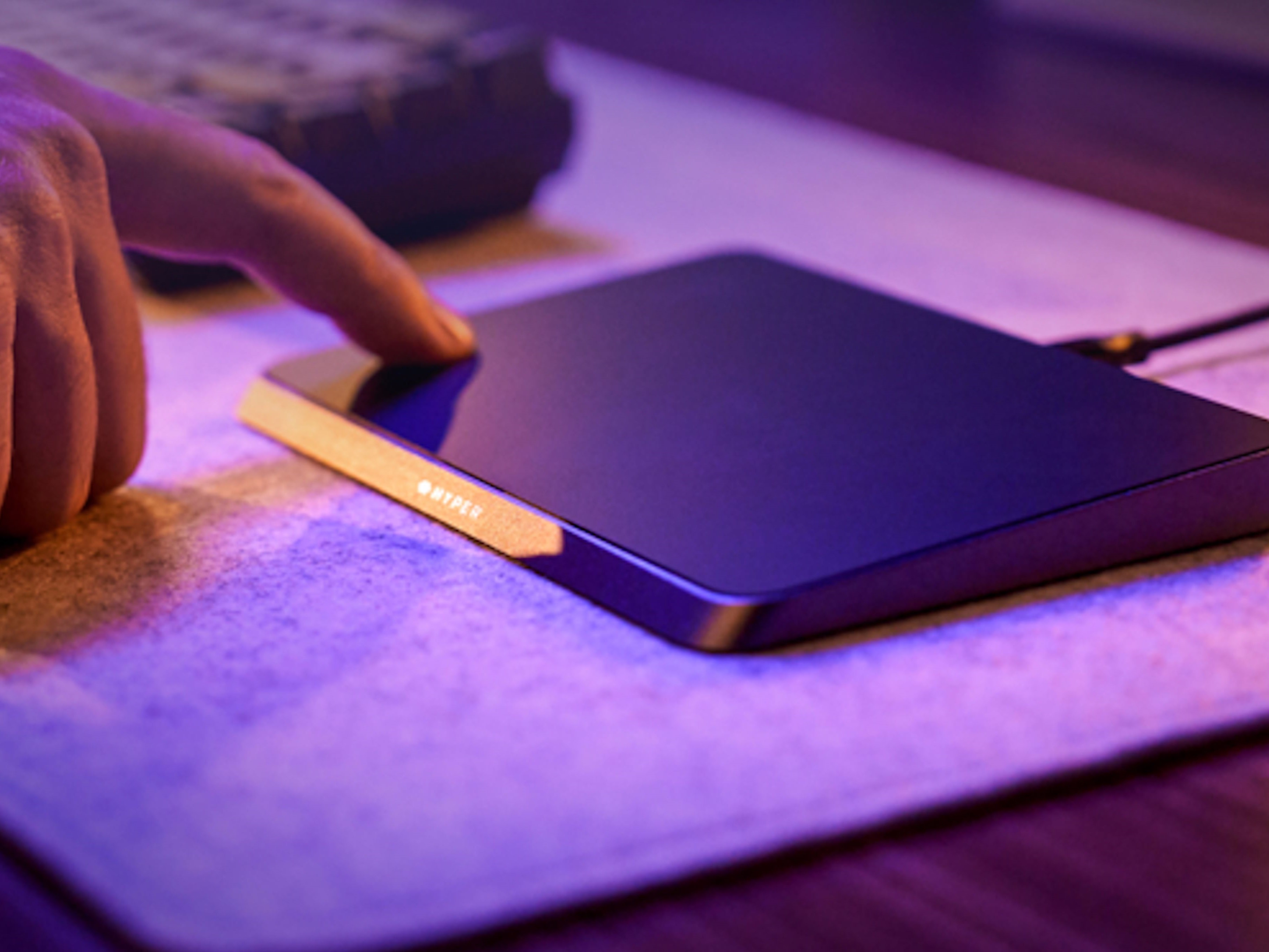 Hyper TrackPad Pro concurreert met Apple Magic Trackpad met ...