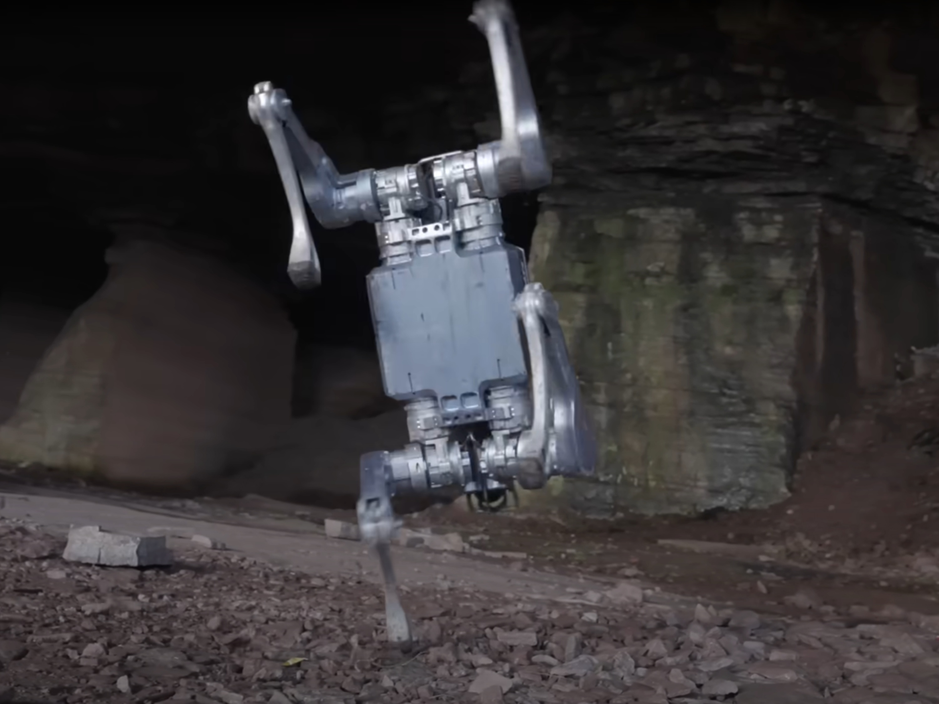 A2 Stellaire Jager: De nieuwe robothond van Unitree kan dansen, salto's ...